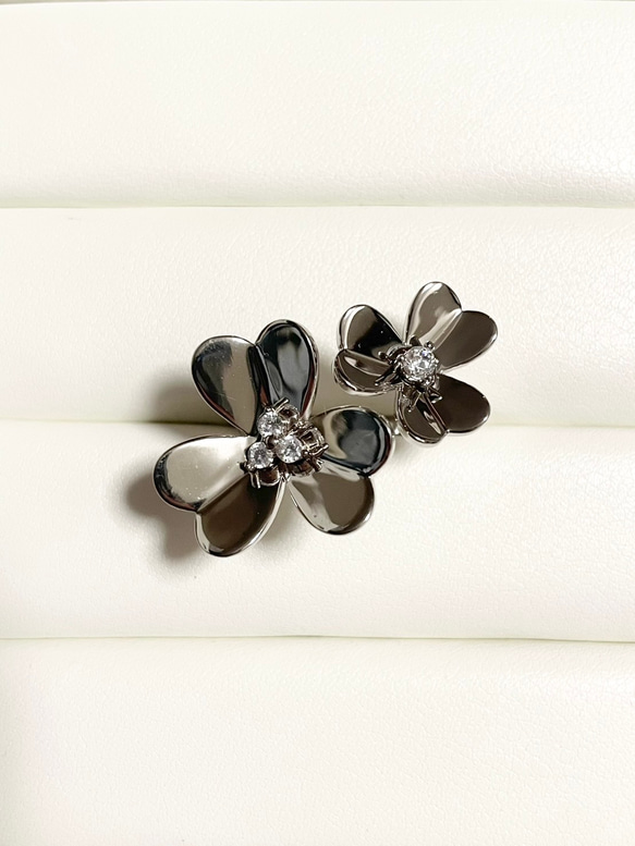 flower 2p ring WG 指輪・リング m 通販｜Creema(クリーマ) 18412895