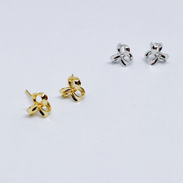 silver925 ノット ピアス K14gp 華奢 結 リボン ミニピアス オフィス アレルギー 4060222 ピアス（スタッド・一粒） curro 通販 18444345｜Creema ...