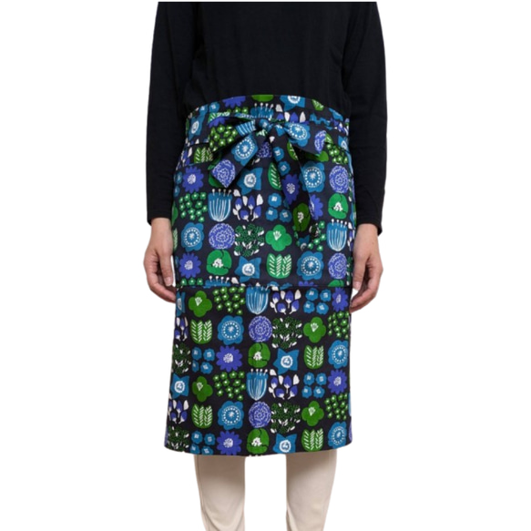 北欧kippisの生地を使用したカフェエプロン エプロン 着まま 通販 18459238｜Creema(クリーマ)