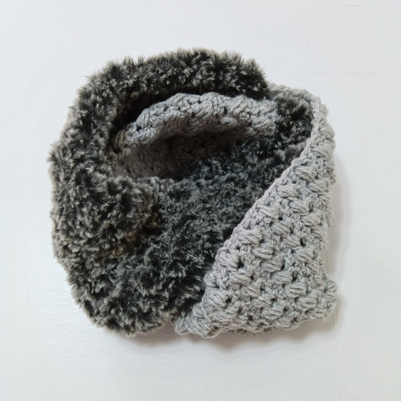 ポコポコ毛糸とふわふわファーのスヌード/グレー系 スヌード ichi•ichi 通販 18463802｜Creema(クリーマ)