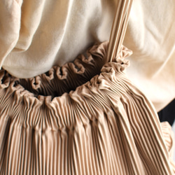 2way☆プリーツショルダー・ベージュ Msize 2wayバッグ Rin.n 通販 18467597｜Creema(クリーマ)