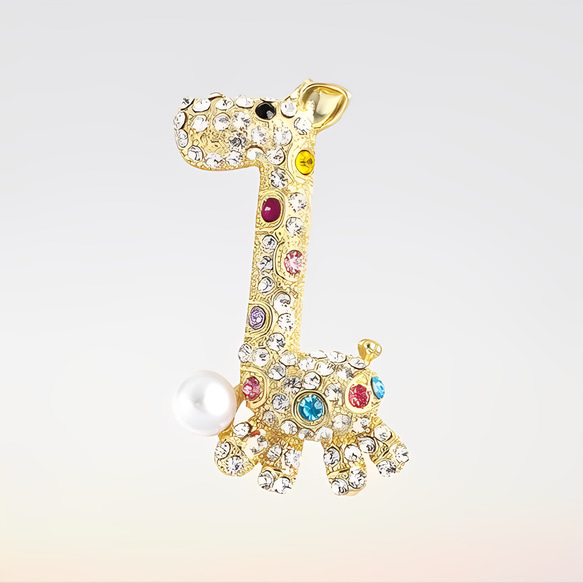 H1390 【動物】 パール 可愛い キリン ブローチ ブローチ ひかり 通販 18503247｜Creema(クリーマ)