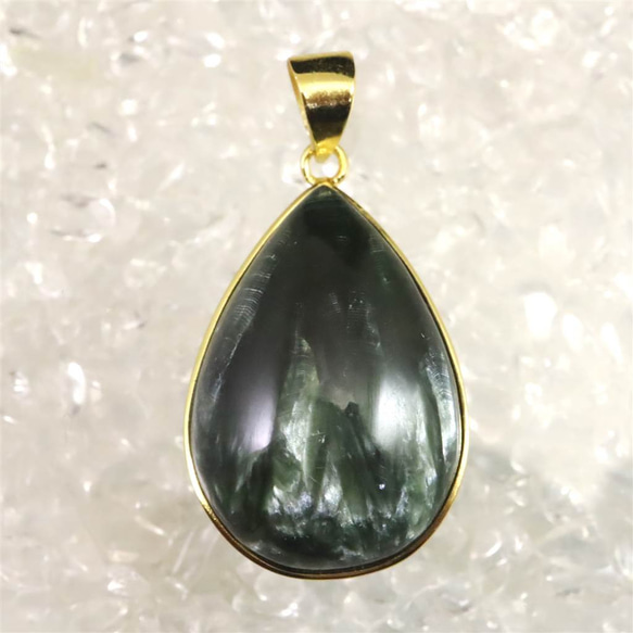 セラフィナイト / クリノクロア 28mmペアシェイプ ペンダント 18KGP 7.78g #21577 ペンダントトップ 榎本通商 通販 ...