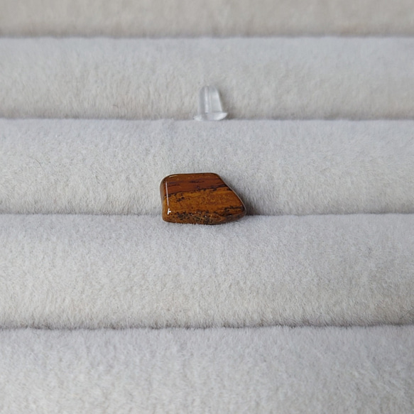 単品 タイガーアイ ピアス サージカル仕様 キャッチはシリコン [33] TE_33 ピアス（スタッド・一粒） まかろに 通販｜Creema ...