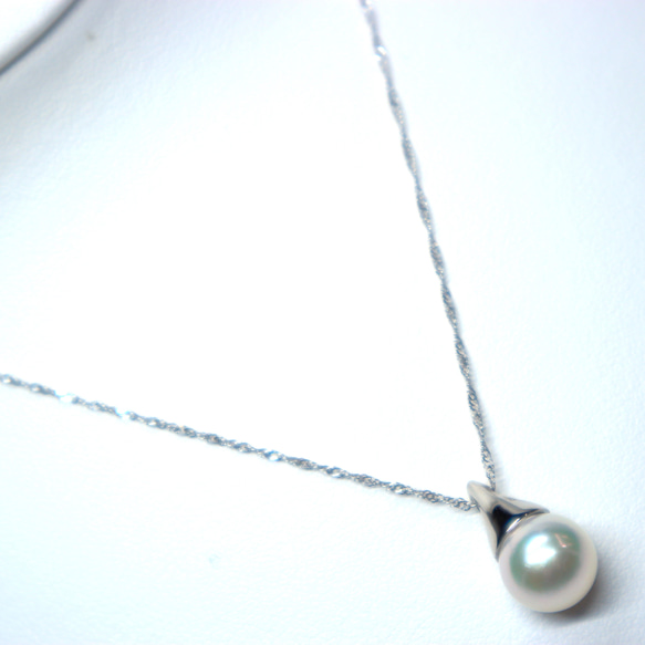 K18WGアコヤ真珠ペンダント⑩（8.5mm珠) ネックレス・ペンダント 大山真珠店 通販｜Creema(クリーマ) 18706160