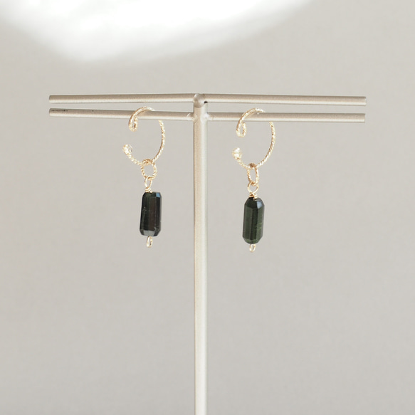 14kgf/10月誕生石/トルマリン イヤリング チャーム カジュアル シンプル ご褒美アクセ イヤリング・ノンホールピアス i.f(いふ) 通販｜Creema(クリーマ) 18718891