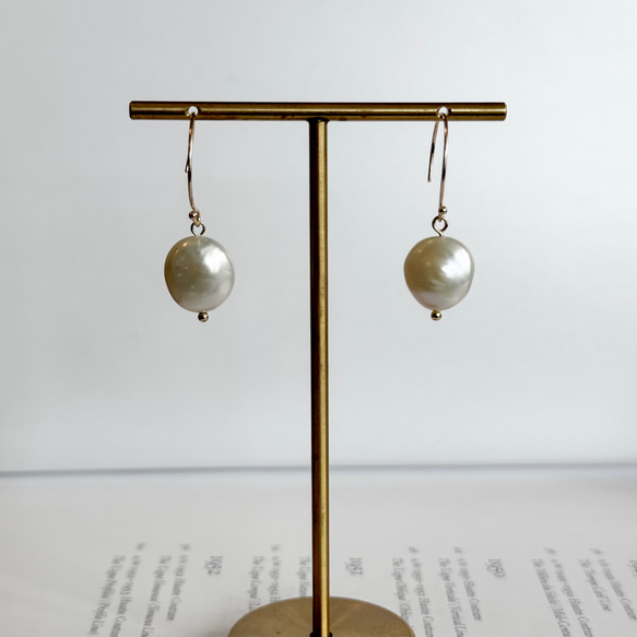 K18/K10/14kgf/淡水パールピアス/コイン型/一粒パールピアス ピアス（フック・チェーン） NOA MOON 通販 18748051｜Creema(クリーマ)