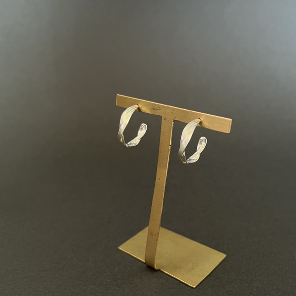 SV blaid pierces M ピアス（フープ） Daria Jewelry 通販｜Creema(クリーマ) 18775913