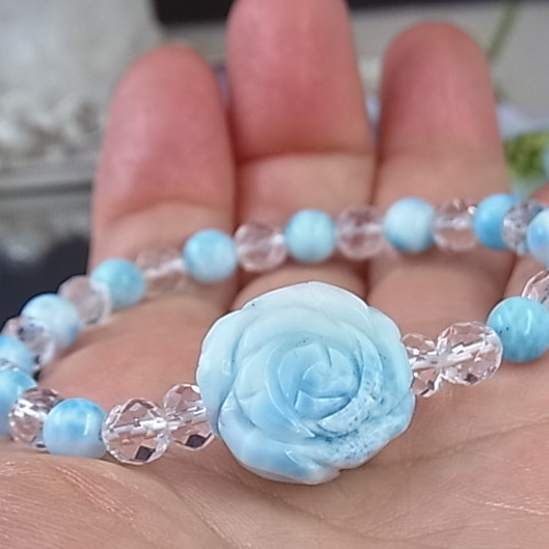 大きな薔薇ラリマー×美ラリマー ドミニカ産 美しい豪華な 花を 大きな薔薇ラリマー×美ラリマー ドミニカ産 美しい豪華な 花を