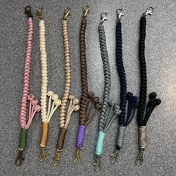 バイカラー タッセルハンドストラップ アイスミント ネックストラップ vivi_se_winkle 通販｜Creema(クリーマ) 18846801