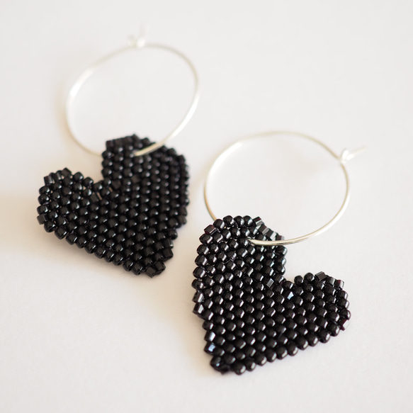 『ハートのsilver925フープピアス（ブラック） 』小【受注】 ピアス（フープ） Beadspan 通販 18887841｜Creema(クリーマ)