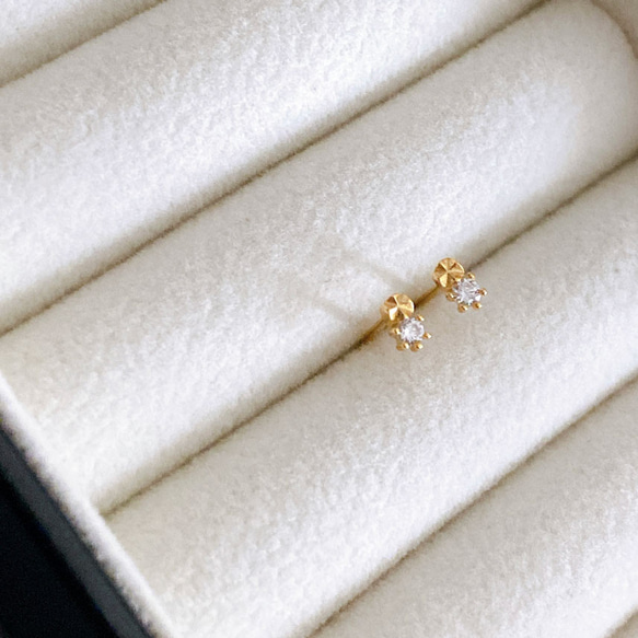 silver925 極小 ミニラウンドカット CZピアス アレルギー対応 K14gp m41021-50 ピアス（スタッド・一粒） curro 通販 18894695｜Creema(クリーマ)