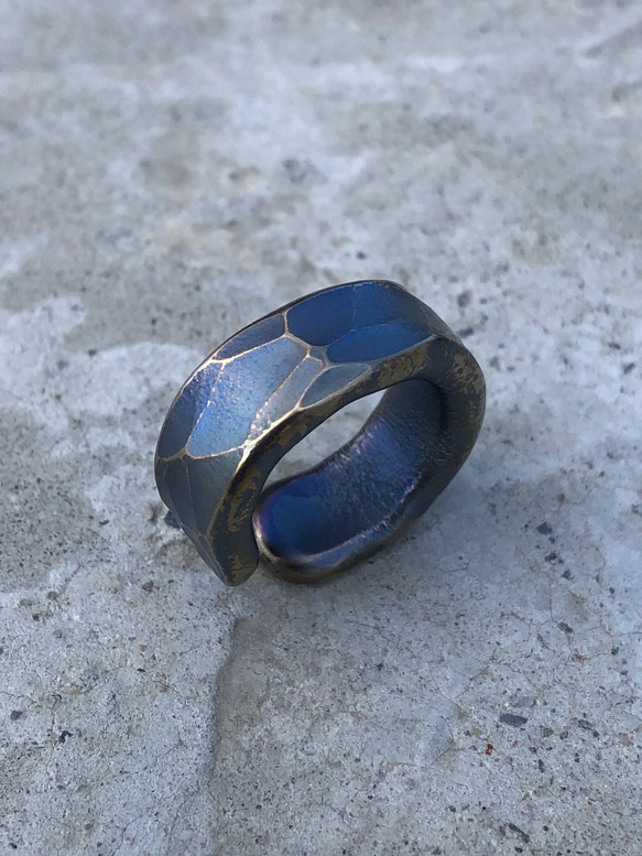 titanium royal ear cuff 2 王家の イヤーカフ イヤリング イヤーカフ brass-creation 通販 ...