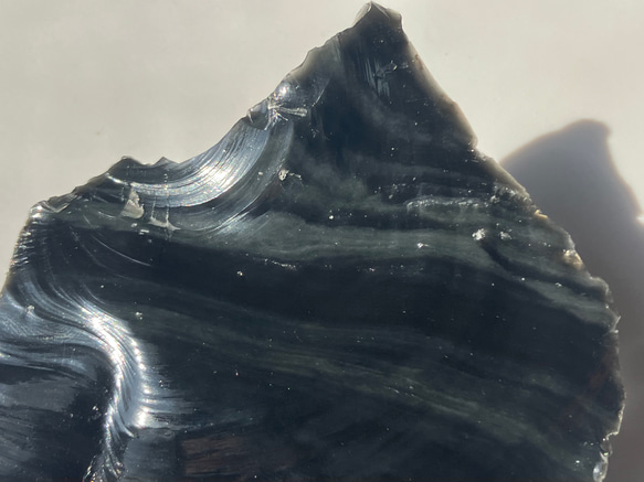 玲瓏 北海道産 黒曜石 原石 ① Japanese Obsidian 天然石 stonetatsuya 通販 18928554｜Creema ...