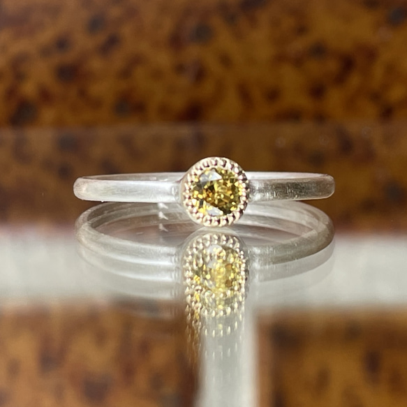 マリ ガーネット ラウンドカット 0.23ct K18ミル打ち留め シルバーSV925リング 指輪・リング The.M 通販 18929424｜Creema(クリーマ)