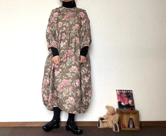 リネン100%YUWAボタニカル**pinkローズ花柄・一点のみ//雰囲気たっぷりなコクーンデザイン・ワンピース即納 ワンピース ...