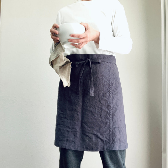 肌馴染みの良いふっくらととろむ厚みのカフェエプロン ベルギーリネン25番手 スチールグレー エプロン カナリヤ洋品店 通販 19005272 ...