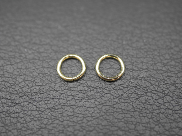 【14KGF】丸カン（開閉タイプ） 0、8×6mm 2個 121 金具・チェーン KAZEYA－かぜやー 通販 19012754｜Creema(クリーマ)