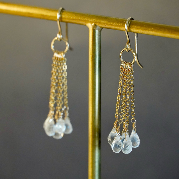 催花雨のピアス【ホワイトトパーズ・14Kgf】 ピアス（フープ） Tiny.S (タイニイエス) 通販 19028024｜Creema(クリーマ)