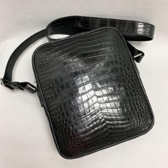 腹部センター※クロコダイル 天然ワニ革 本革 レザー ワンショルダー