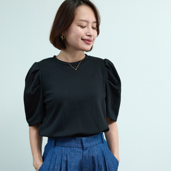 ふんわりとしたパフスリーブ カットソー半袖 ブラック 0678BK Tシャツ SWiMMY Clothing 通販 19102208｜Creema(クリーマ)