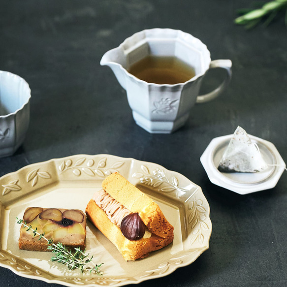 オリーヴ ポット 白グレー／0111213 ポット・急須 katogoroshoten 通販 19105843｜Creema(クリーマ)