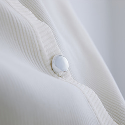 【夏のセール】高見え抜群大人のサマーニットベスト 光沢釦クルーネックニットベスト 25066 ベスト ihuu 通販 19114420 ...