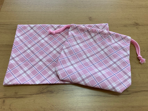 小学校・給食セット 40×60 ランチョンマット＆給食袋 ☆009 給食袋 シュナと月 通販 19115819｜Creema(クリーマ)