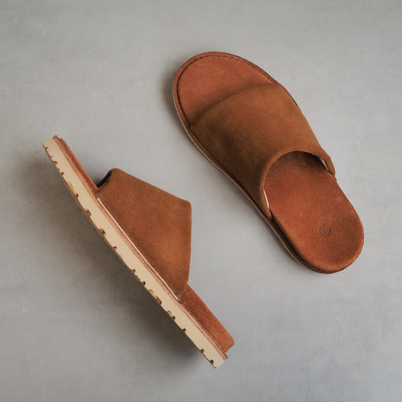 【受注製作】オーダーメイドレザーサンダル：「Cover」Brown Suede サンダル Solecode footwear 通販 19149427｜Creema(クリーマ)