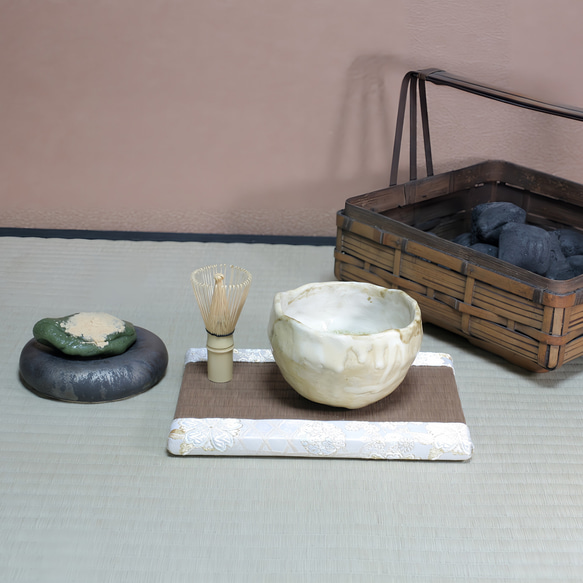 ミニ畳 消臭効果がある華やかなミニ畳 金襴生地 ホワイト ブラウン 茶碗・めし碗 TATAMI-UEMATA 通販 19177259 ...