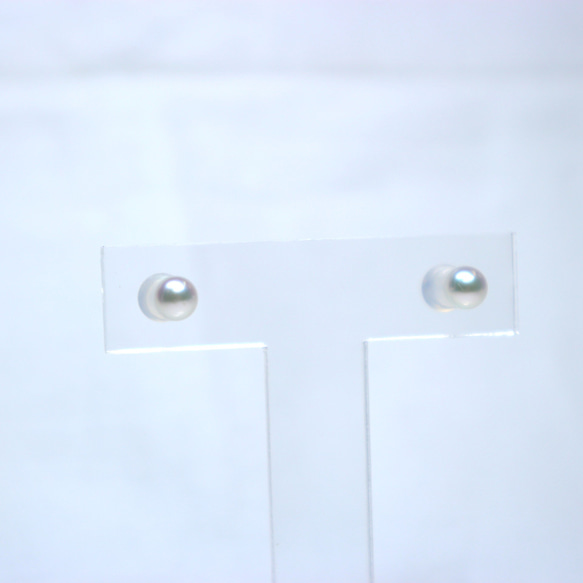 K14WGアコヤ真珠ピアス⑥（4.5mm珠） ピアス（スタッド・一粒） 大山真珠店 通販 19200145｜Creema(クリーマ)