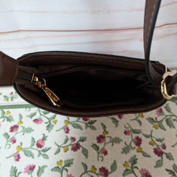 R-772 手描き うさぎのスマホショルダーです スマホポシェット・スマホポーチ CECIL 通販 19204096｜Creema(クリーマ)