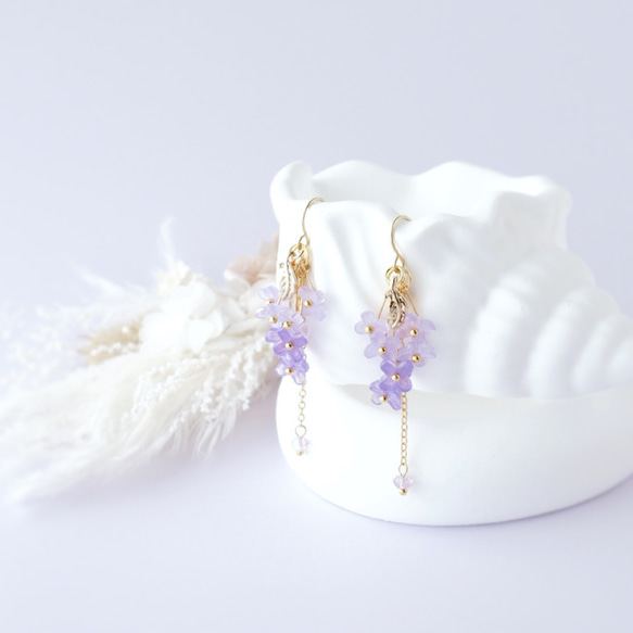追憶のライラック ピアス&イヤリング ピアス（フック・チェーン） ＊雪屋yuki-ya＊ 通販 19207431｜Creema(クリーマ)
