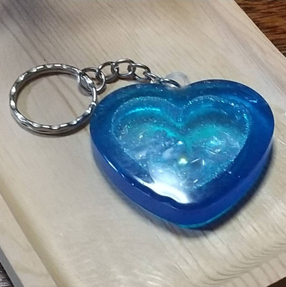 ハートのシャカシャカキーホルダー キーホルダー はーちゃん124 通販 19207490｜Creema(クリーマ)