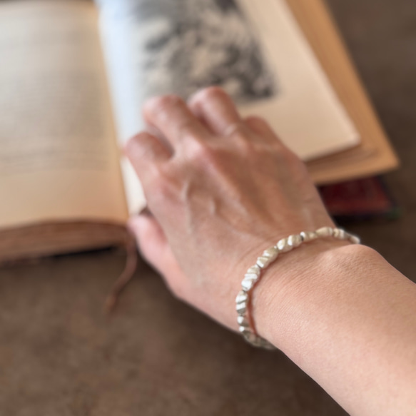 フランス製の珍しい形のラインの入ったシルバースフレガラスのブレスレット（TJ11038） ブレスレット ギリコ 通販 19210863 ...