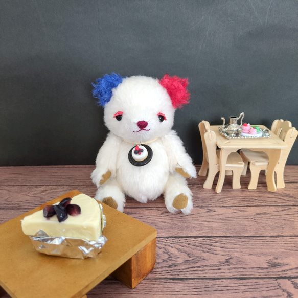 テディベア／クリーミーな幸せを包む！レアチーズケーキデザインの新作テディベア ぬいぐるみ ikubear 通販 19244347｜Creema ...