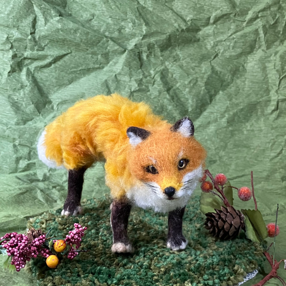 もふもふ キツネ 羊毛フェルト 人形 羊毛フェルト クマノッコ 通販 19257096｜Creema(クリーマ)