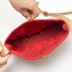 巾着帆布サコッシュ／フロントポケットがカーブver【レッド】 ショルダーバッグ satoka 通販 19290786｜Creema(クリーマ)