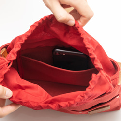 巾着帆布サコッシュ／フロントポケットがカーブver【レッド】 ショルダーバッグ satoka 通販 19290786｜Creema(クリーマ)