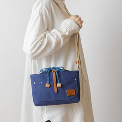 巾着帆布サコッシュ／フロントポケットがカーブver【ネイビー】 ショルダーバッグ satoka 通販 19290811｜Creema(クリーマ)