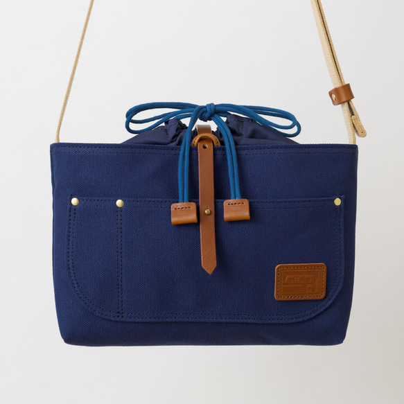 巾着帆布サコッシュ／フロントポケットがカーブver【ネイビー】 ショルダーバッグ satoka 通販 19290811｜Creema(クリーマ)