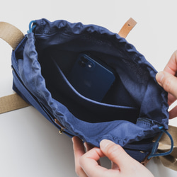 巾着帆布サコッシュ／フロントポケットがカーブver【ネイビー】 ショルダーバッグ satoka 通販 19290811｜Creema(クリーマ)