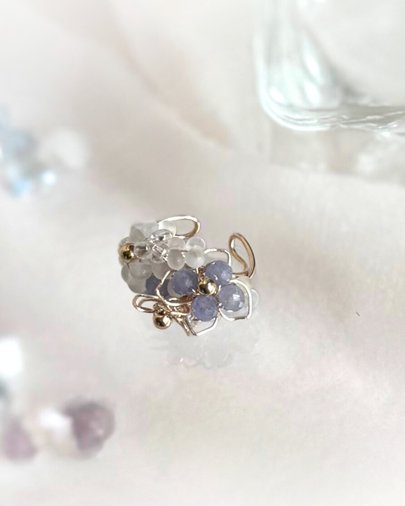 紫陽花 雨露 イヤーカフ 痛くない 取れにくい 14kgf パステル タンザナイト 紫陽花2025 天然石 イヤーカフ ifinity-Select 通販 19296216｜Creema(クリーマ)