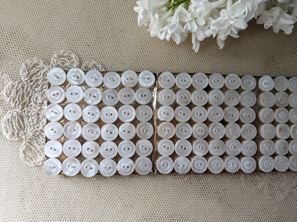 フランスアンティーク 極小 貝ボタンシート 9mm ボタン Mon Atelier COUTURE 通販 19300024｜Creema(クリーマ)