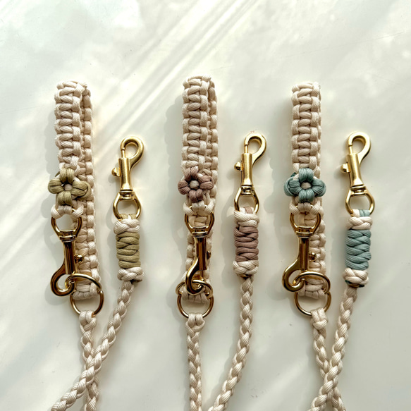 お花モチーフ♡高見えカフェリード リード・首輪 M shop 通販 19307902｜Creema(クリーマ)