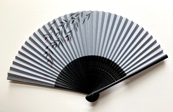 趣 -omomuki- 〈南天ー黒ー〉 京扇子 その他ファッション雑貨 ほりみゆき (MIYU) 通販 19326863｜Creema(クリーマ)