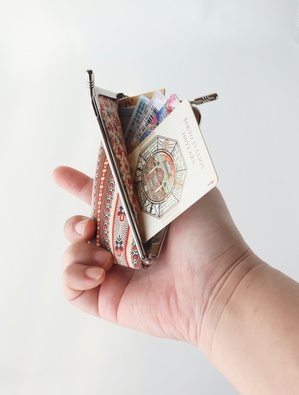 L字口金の大人可愛い名刺ケース スリムでコンパクト moda生地 名刺入れ・カードケース うらら 通販 19332972｜Creema(クリーマ)