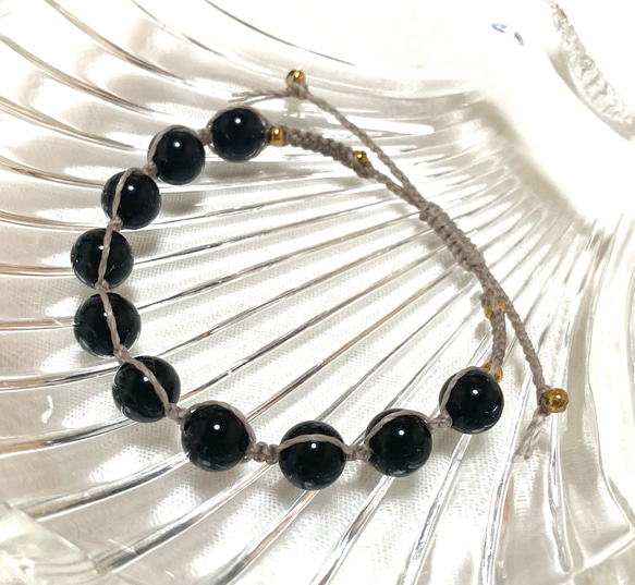 オニキス☆マクラメ編みブレスレット 内径13cm~20cm 5A ブレスレット AKO 通販 19348771｜Creema(クリーマ)