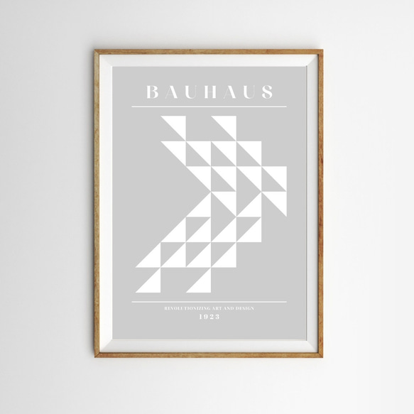 【BAUHAUS バウハウス 白い三角の構成美 | おしゃれモダンポスター｜A4〜A1対応】 写真・グラフィック CALIFORNIA ...