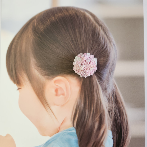 【再販7】【7色から選べる】つまみ細工 こんもり紫陽花のヘアゴム 和風アクセサリー・夏祭り・浴衣コーデに ヘアゴム ひとはなポッケ 通販 ...